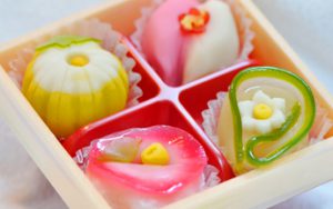 Try Japanese confections with tea on Wagashi Day | Fujita Kanko Inc.